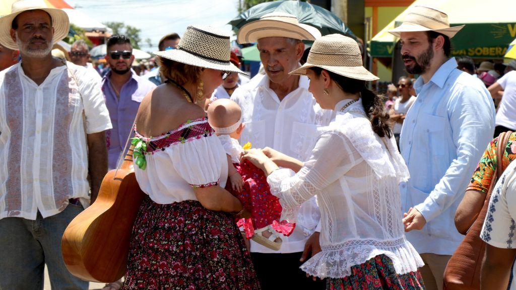 GUARARÉ: AL SON DE LA MEJORANA - Destinypty