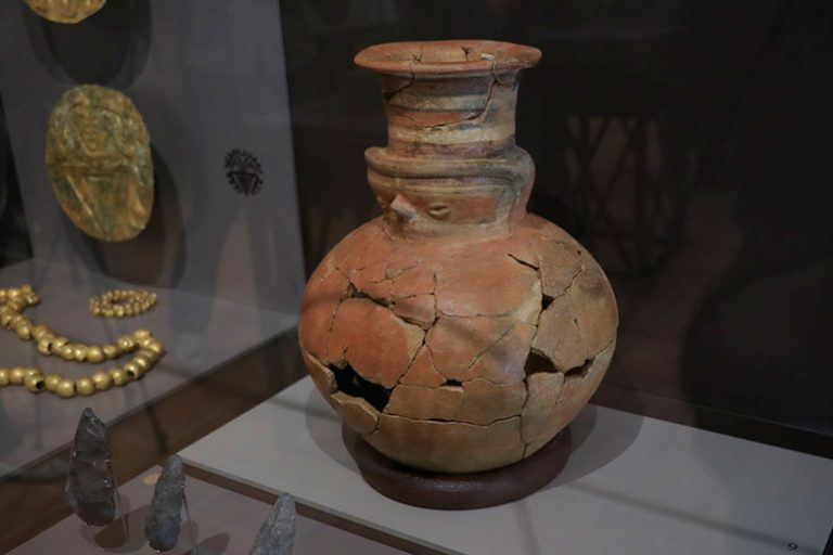 Ven al sitio arqueológico de la cultura en Coclé - Destinypty