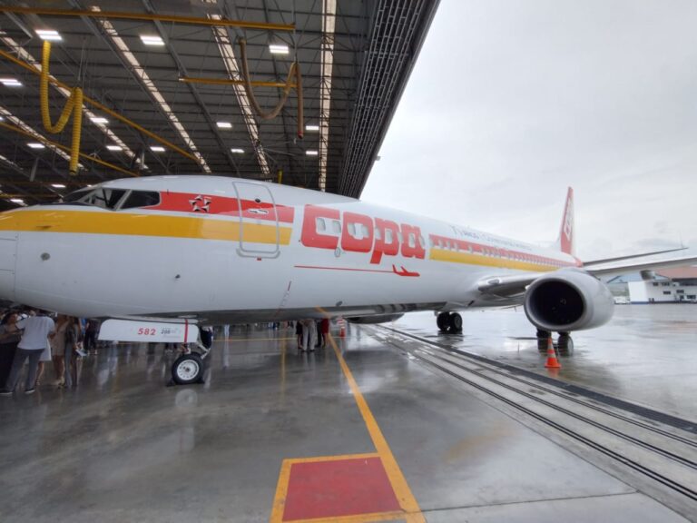 Copa Airlines celebra 75 años con un avión en pintura conmemorativa ...