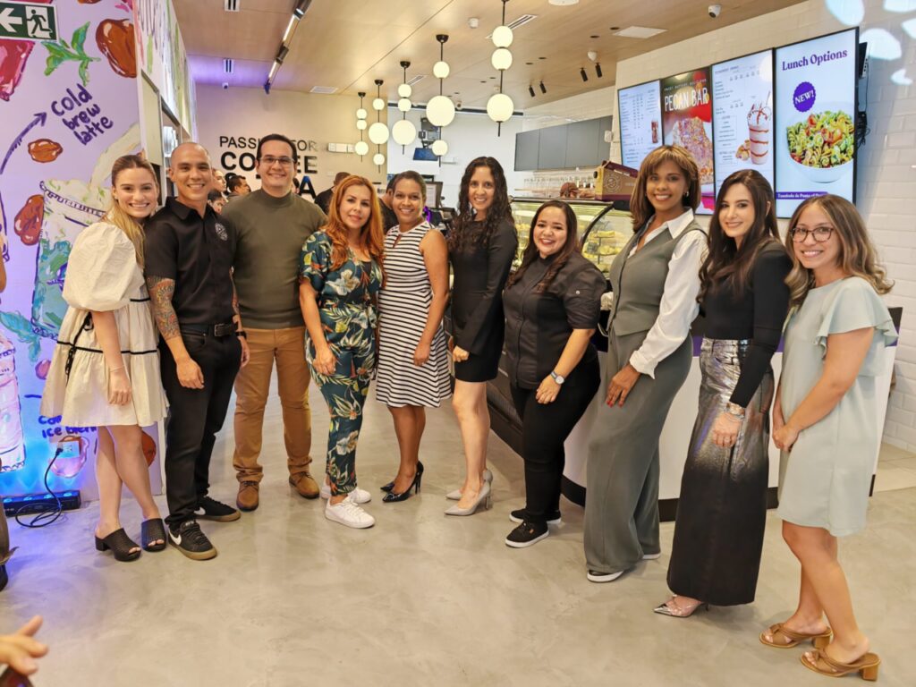 Coffee Bean & Tea Leaf abre nueva sucursal en Plaza Albrook Field ...